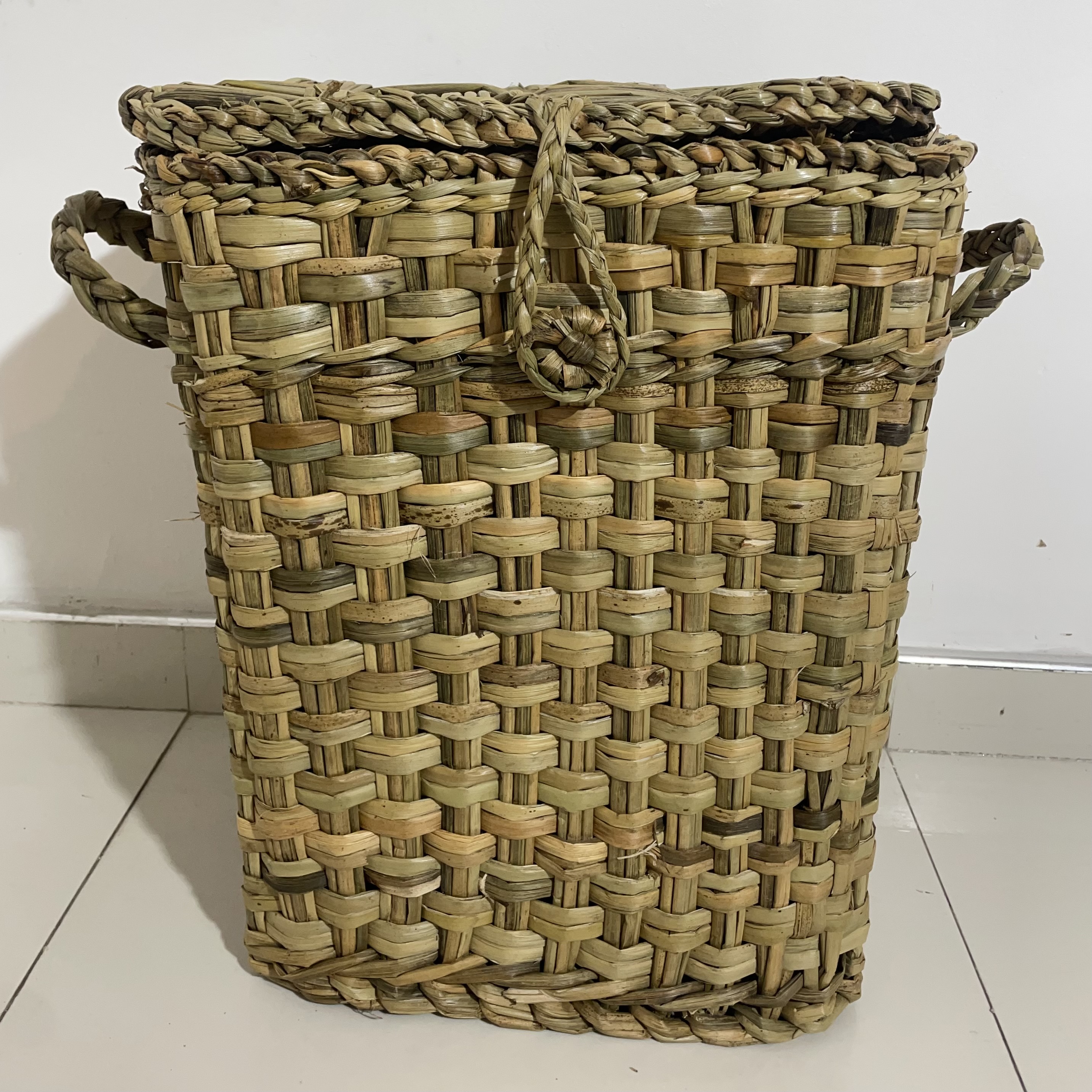Mimbre Moreno - LOW COST - Canasto para ropa